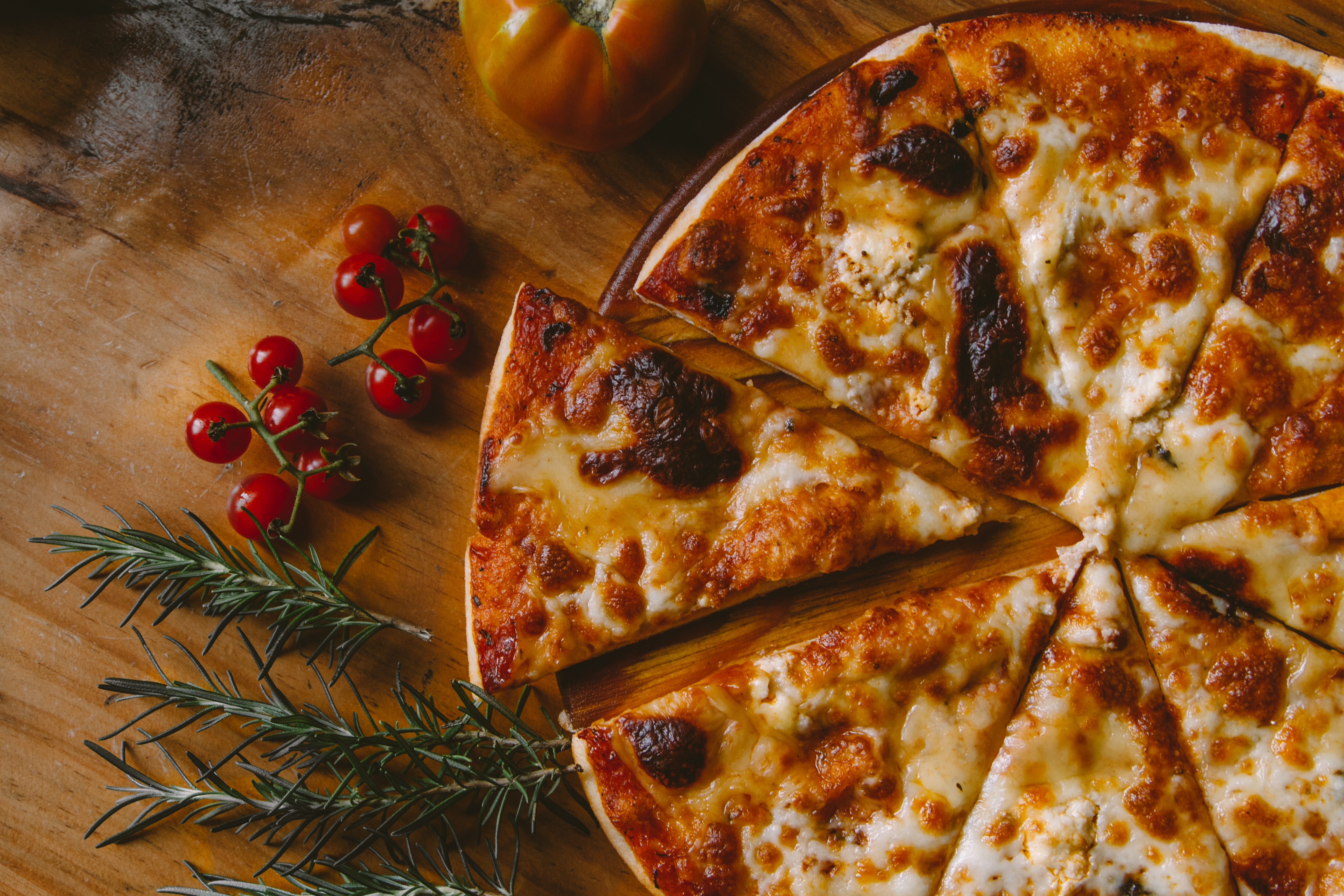 1,000+ Creative Pizza Restaurant Name Ideas [2025] - Starter Story