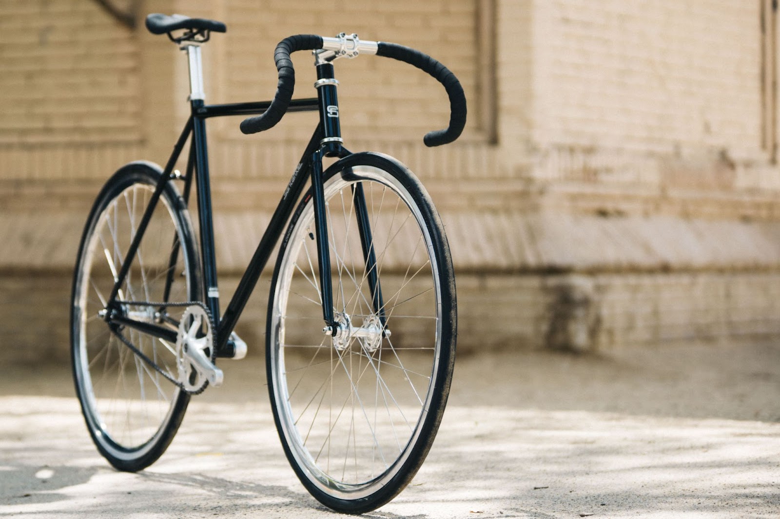 Santafixie Update: On Resigning As CEO And Reaching $300K MRR