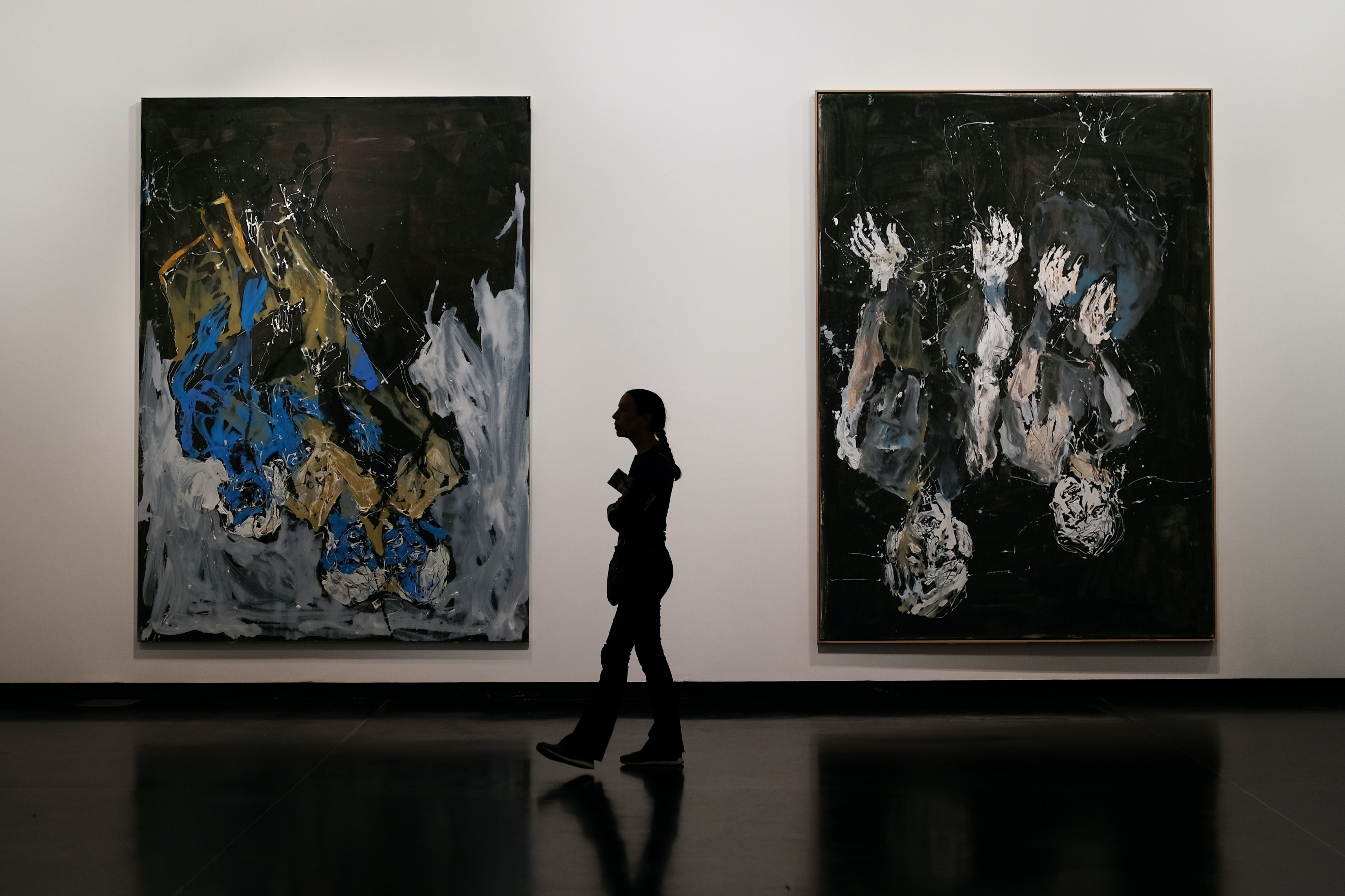 1,000+ Creative Art Gallery Names - Starter Story
